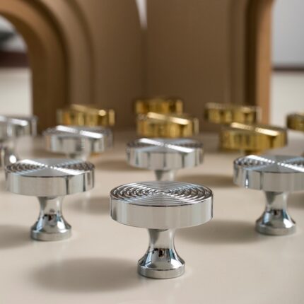 Núm tay nắm vòng xoáy tròn bằng đồng DD2332 – Flexdecor VN